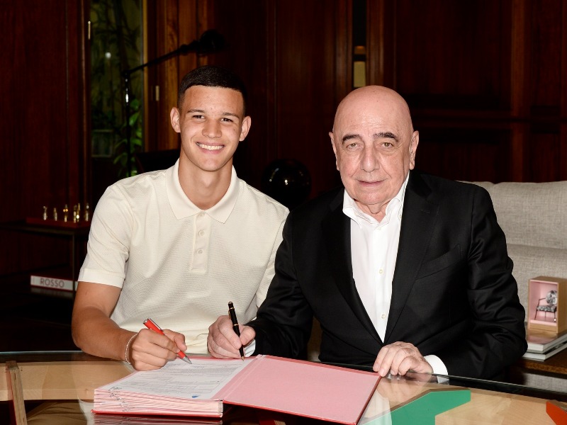 Valentin Carboni joins AC Monza - Associazione Calcio Monza S.p.A.